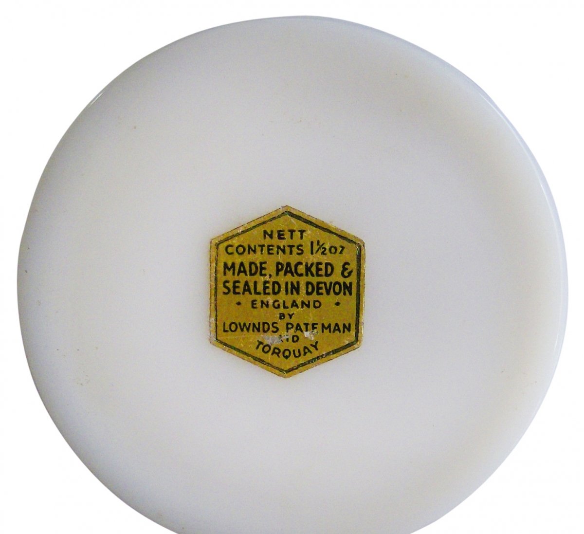 Devon Violets by Lownds Pateman » Reviews & Perfume Facts